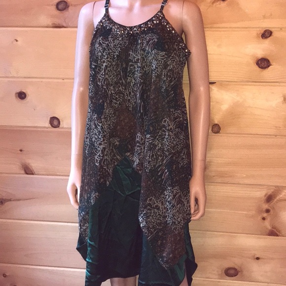 The Pyramid Collection | Dresses | The Pyramid Collection Emerald Green ...